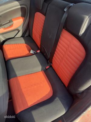 Oranžs Fiat Punto 2006 Narva, ar dzinēja tilpumu 1.40 L un nobraukumu 150 tūkst. km par 900 €, foto 13 vietnē AUTOMOTO.COM.LV