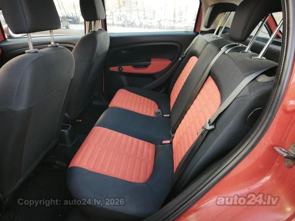 Oranžs Fiat Punto 2006 Tartu, ar dzinēja tilpumu 1.40 L un nobraukumu 231 tūkst. km par 1499 €, foto 9 vietnē AUTOMOTO.COM.LV