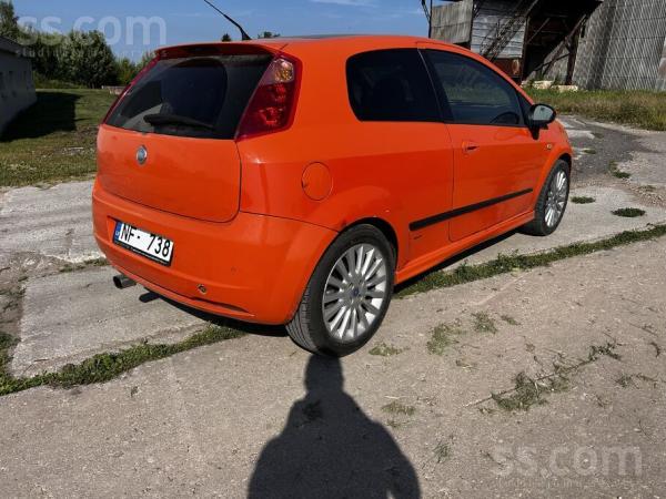 Oranžs Fiat Punto 2007 Saldus, ar dzinēja tilpumu 1.90 L un nobraukumu 285 tūkst. km par 1250 €, foto 4 vietnē AUTOMOTO.COM.LV
