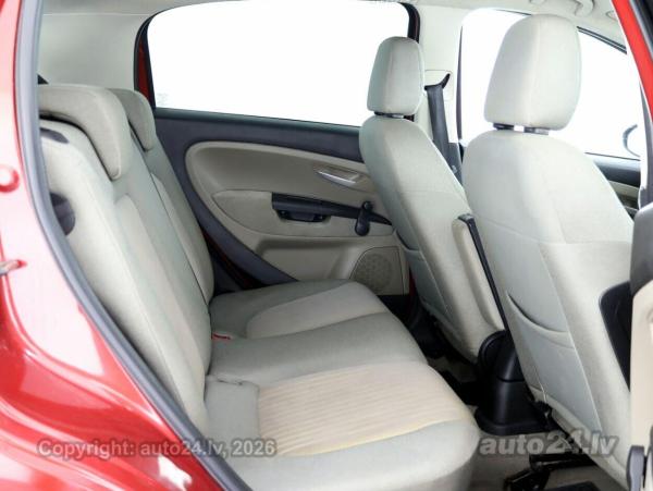 Sarkans Fiat Punto 2007 Tallina, ar dzinēja tilpumu 1.20 L un nobraukumu 223 tūkst. km par 1099 €, foto 7 vietnē AUTOMOTO.COM.LV