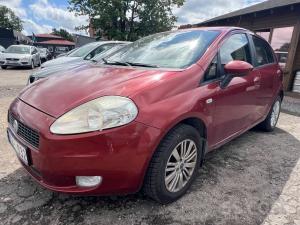 Red Fiat Punto 2007 in Jelgava, with an engine capacity of 1.40 L and mileage of 171 thousand km for 820 €, photo 3 on AUTOMOTO.COM.LV