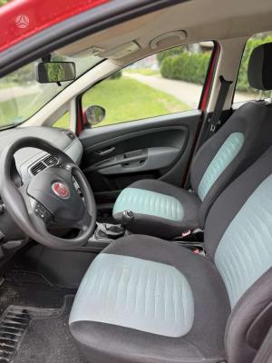 Red Fiat Punto 2009 in Kaunas, with an engine capacity of 1.25 L and mileage of 255 thousand km for 999 €, photo 14 on AUTOMOTO.COM.LV