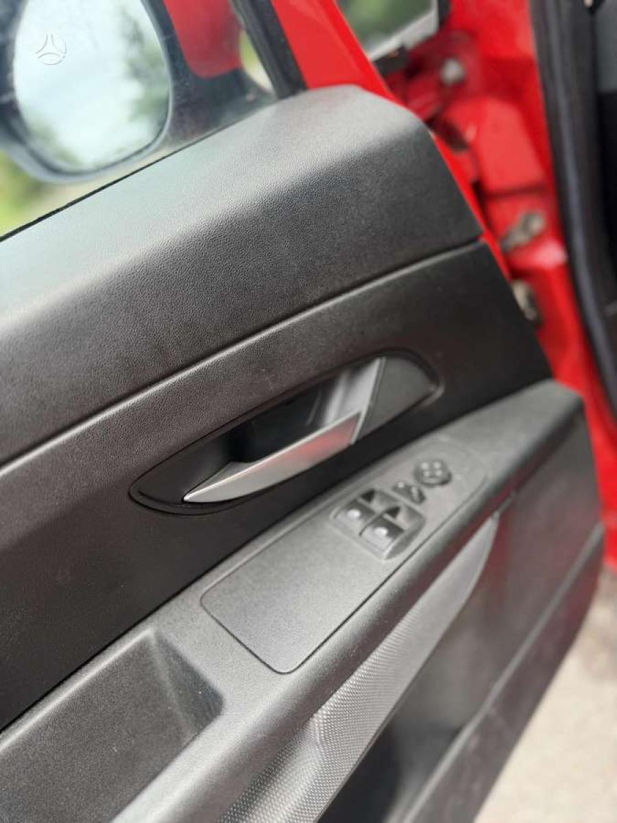 Red Fiat Punto 2009 in Kaunas, with an engine capacity of 1.25 L and mileage of 255 thousand km for 999 €, photo 15 on AUTOMOTO.COM.LV