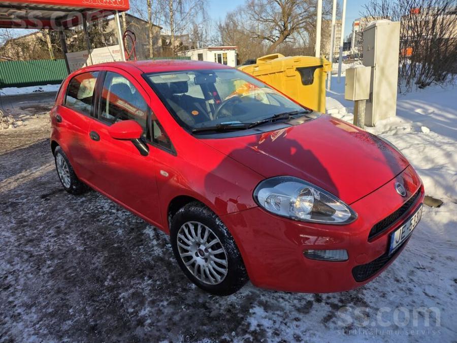 Sarkans Fiat Punto 2013 Rīga, ar dzinēja tilpumu 1.30 L un nobraukumu 145 tūkst. km par 2550 €, foto 1 vietnē AUTOMOTO.COM.LV