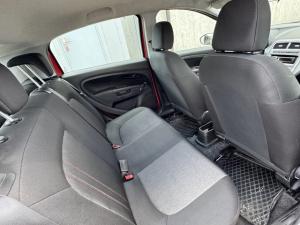 Red Fiat Punto 2013 in Riga, with an engine capacity of 1.30 L and mileage of 198 thousand km for 2100 €, photo 8 on AUTOMOTO.COM.LV