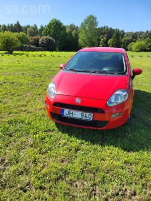 Red Fiat Punto 2013 in Riga, with an engine capacity of 1.20 L and mileage of 166 thousand km for 2100 €, photo 6 on AUTOMOTO.COM.LV