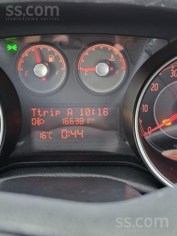 Sarkans Fiat Punto 2013 Rīga, ar dzinēja tilpumu 1.20 L un nobraukumu 166 tūkst. km par 1745 €, foto 5 vietnē AUTOMOTO.COM.LV