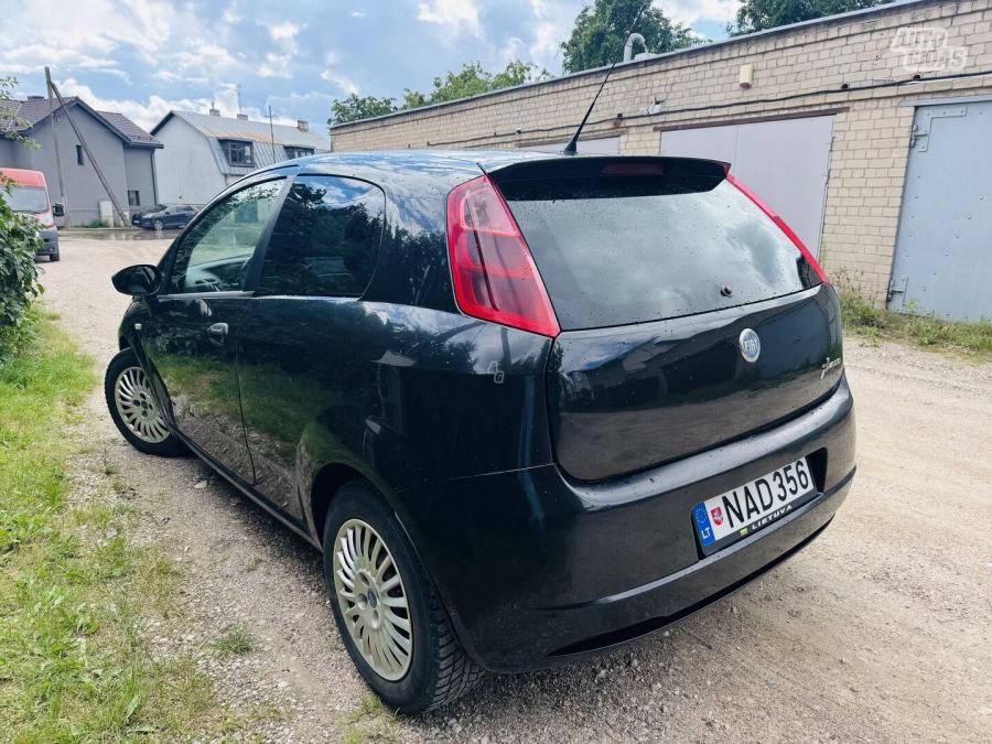 Fiat Punto 2007 Kauņa, ar dzinēja tilpumu 1.40 L un nobraukumu 300 tūkst. km par 750 €, foto 6 vietnē AUTOMOTO.COM.LV