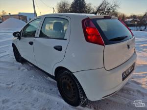 White Fiat Punto 2007 in Ukmerge, with an engine capacity of 1.20 L and mileage of 160 thousand km for 550 €, photo 4 on AUTOMOTO.COM.LV