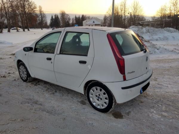 White Fiat Punto 2007 in Vilkaviskis, with an engine capacity of 1.20 L and mileage of 117 thousand km for 1100 €, photo 1 on AUTOMOTO.COM.LV