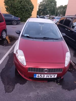 White Fiat Punto 2010 in Johvi, with an engine capacity of 0.00 L and mileage of 300 thousand km for 500 €, photo 8 on AUTOMOTO.COM.LV
