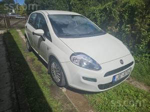 Balts Fiat Punto 2013 Rīga, ar dzinēja tilpumu 1.30 L un nobraukumu 167 tūkst. km par 3298 €, foto 3 vietnē AUTOMOTO.COM.LV