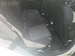 Balts Fiat Punto 2013 Rīga, ar dzinēja tilpumu 1.30 L un nobraukumu 167 tūkst. km par 3298 €, foto 8 vietnē AUTOMOTO.COM.LV