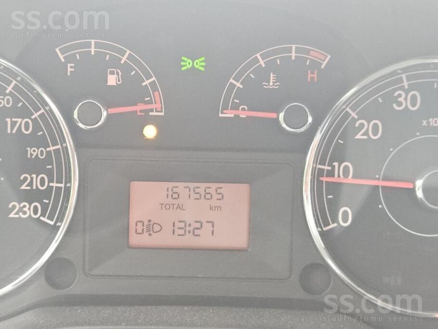 Balts Fiat Punto 2013 Rīga, ar dzinēja tilpumu 1.30 L un nobraukumu 167 tūkst. km par 3298 €, foto 9 vietnē AUTOMOTO.COM.LV