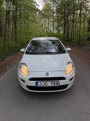 White Fiat Punto 2016 in Vilnius, with an engine capacity of 1.20 L and mileage of 127 thousand km for 4300 €, photo 4 on AUTOMOTO.COM.LV