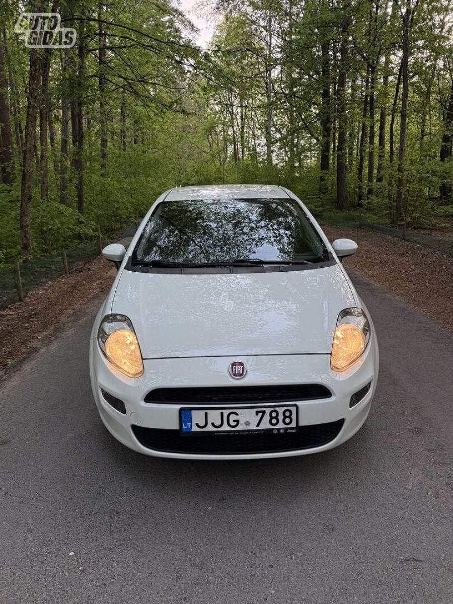 White Fiat Punto 2016 in Vilnius, with an engine capacity of 1.20 L and mileage of 127 thousand km for 4300 €, photo 4 on AUTOMOTO.COM.LV