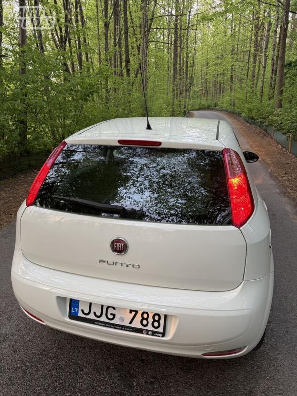 White Fiat Punto 2016 in Vilnius, with an engine capacity of 1.20 L and mileage of 127 thousand km for 4300 €, photo 5 on AUTOMOTO.COM.LV