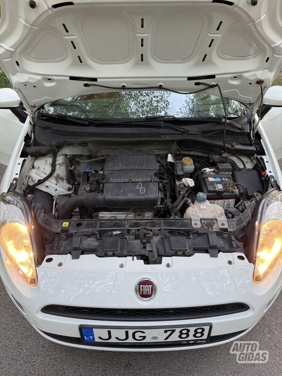White Fiat Punto 2016 in Vilnius, with an engine capacity of 1.20 L and mileage of 127 thousand km for 4300 €, photo 10 on AUTOMOTO.COM.LV