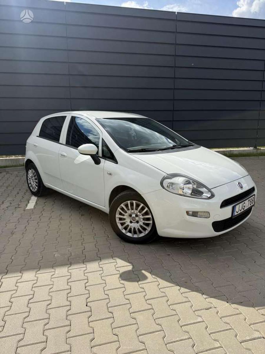 Balts Fiat Punto 2016 Viļņa, ar dzinēja tilpumu 1.24 L un nobraukumu 129 tūkst. km par 3100 €, foto 1 vietnē AUTOMOTO.COM.LV