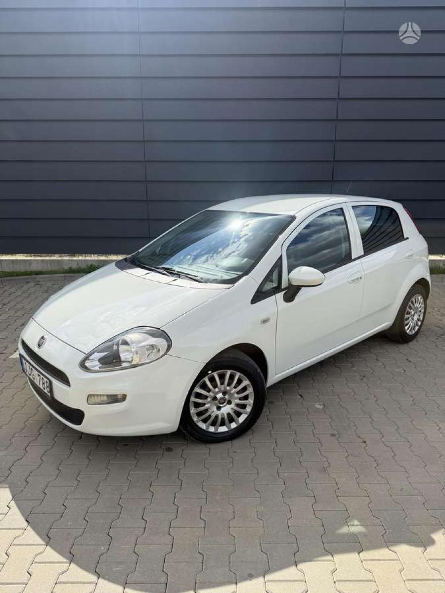 Balts Fiat Punto 2016 Viļņa, ar dzinēja tilpumu 1.24 L un nobraukumu 129 tūkst. km par 3100 €, foto 3 vietnē AUTOMOTO.COM.LV