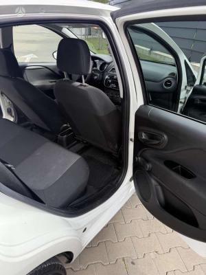 Balts Fiat Punto 2016 Viļņa, ar dzinēja tilpumu 1.24 L un nobraukumu 129 tūkst. km par 3100 €, foto 11 vietnē AUTOMOTO.COM.LV