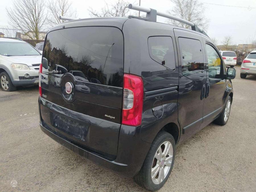 Melns Fiat QUBO 2010 Panevēža, ar dzinēja tilpumu 1.25 L un nobraukumu 189 tūkst. km par 3300 €, foto 8 vietnē AUTOMOTO.COM.LV