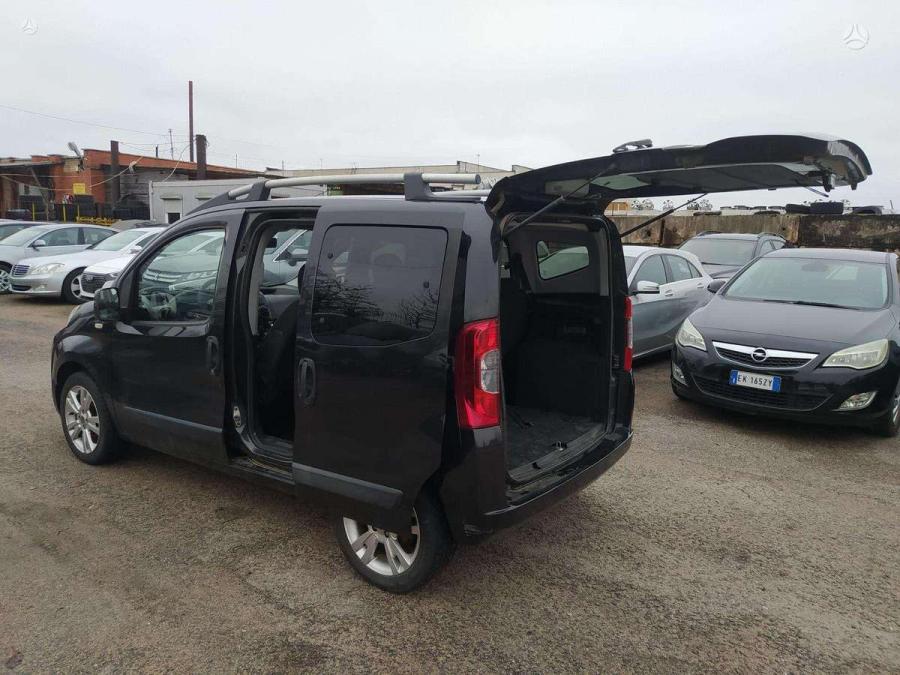 Melns Fiat QUBO 2010 Panevēža, ar dzinēja tilpumu 1.25 L un nobraukumu 189 tūkst. km par 3300 €, foto 17 vietnē AUTOMOTO.COM.LV