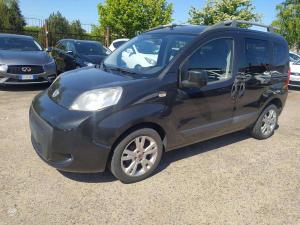 Melns Fiat QUBO 2010 Panevēža, ar dzinēja tilpumu 1.25 L un nobraukumu 189 tūkst. km par 3400 €, foto  vietnē AUTOMOTO.COM.LV