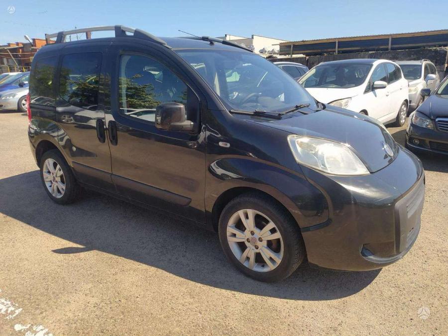 Melns Fiat QUBO 2010 Panevēža, ar dzinēja tilpumu 1.25 L un nobraukumu 189 tūkst. km par 3400 €, foto 8 vietnē AUTOMOTO.COM.LV