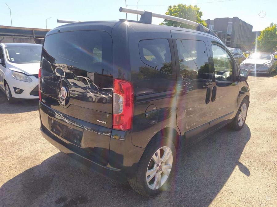 Melns Fiat QUBO 2010 Panevēža, ar dzinēja tilpumu 1.25 L un nobraukumu 189 tūkst. km par 3400 €, foto 10 vietnē AUTOMOTO.COM.LV