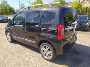 Melns Fiat QUBO 2010 Panevēža, ar dzinēja tilpumu 1.25 L un nobraukumu 189 tūkst. km par 3400 €, foto 13 vietnē AUTOMOTO.COM.LV
