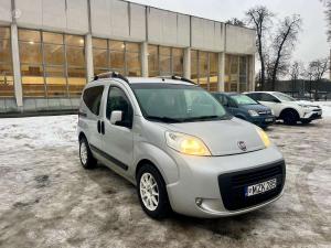 Pelēks Fiat QUBO 2009 Viļņa, ar dzinēja tilpumu 1.30 L un nobraukumu 308 tūkst. km par 2950 €, foto  vietnē AUTOMOTO.COM.LV
