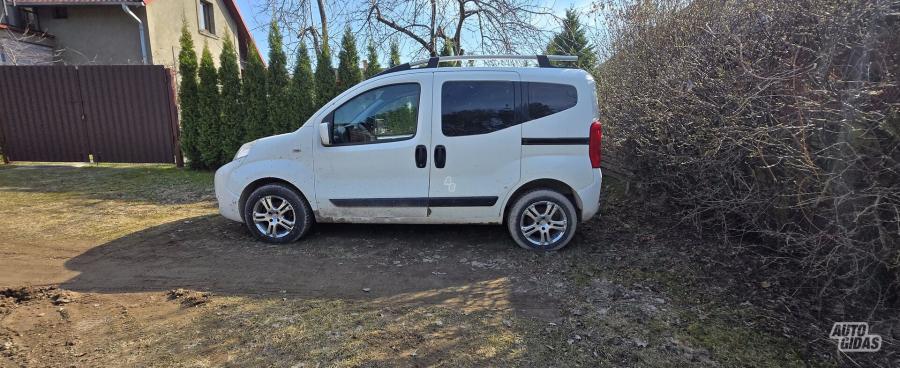 Balts Fiat QUBO 2013 Kauņa, ar dzinēja tilpumu 1.30 L un nobraukumu 250 tūkst. km par 1250 €, foto 3 vietnē AUTOMOTO.COM.LV