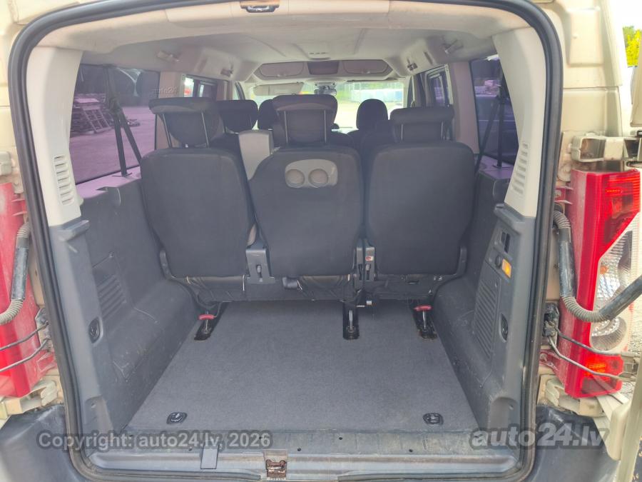 Smilšu krāsa Fiat Scudo 2014 Tallina, ar dzinēja tilpumu 2.00 L un nobraukumu 304 tūkst. km par 2000 €, foto 14 vietnē AUTOMOTO.COM.LV