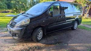 Black Fiat Scudo 2012 in Vilnius, with an engine capacity of 2.00 L and mileage of 325 thousand km for 5950 €, photo 3 on AUTOMOTO.COM.LV