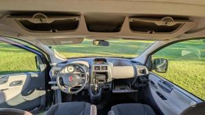 Black Fiat Scudo 2012 in Vilnius, with an engine capacity of 2.00 L and mileage of 325 thousand km for 5950 €, photo 9 on AUTOMOTO.COM.LV