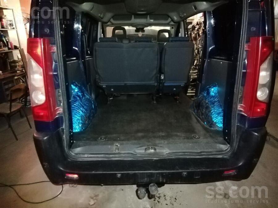 Zils Fiat Scudo 2008 Daugavpils, ar dzinēja tilpumu 2.00 L un nobraukumu 320 tūkst. km par 3650 €, foto 13 vietnē AUTOMOTO.COM.LV