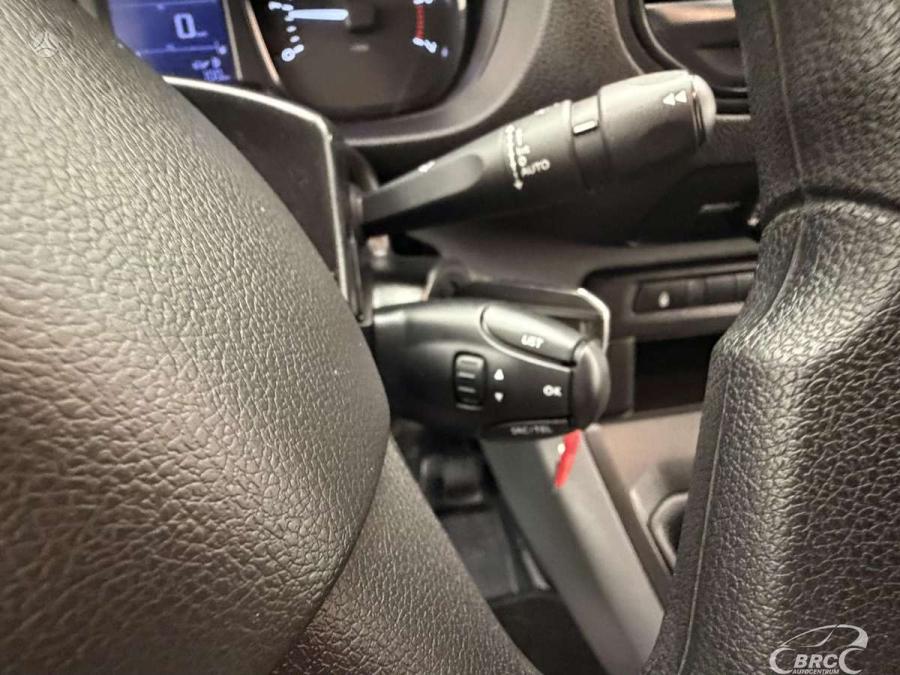 Pelēks Fiat Scudo 2022 Viļņa, ar dzinēja tilpumu 2.00 L un nobraukumu 93 tūkst. km par 16000 €, foto 29 vietnē AUTOMOTO.COM.LV