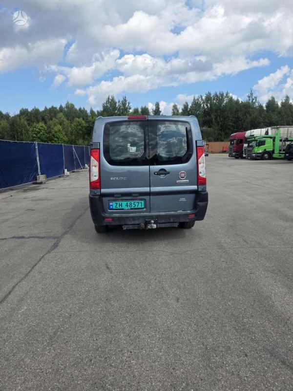 Pelēks Fiat Scudo 2017 Panevēža, ar dzinēja tilpumu 2.00 L un nobraukumu 105 tūkst. km par 3650 €, foto 3 vietnē AUTOMOTO.COM.LV