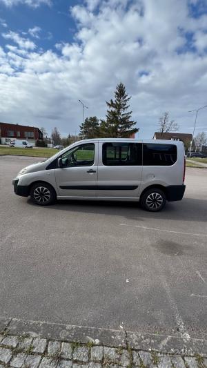 Pelēks Fiat Scudo 2008 Tallina, ar dzinēja tilpumu 2.00 L un nobraukumu 421 tūkst. km par 2999 €, foto 7 vietnē AUTOMOTO.COM.LV