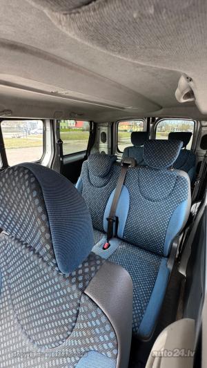 Pelēks Fiat Scudo 2008 Tallina, ar dzinēja tilpumu 2.00 L un nobraukumu 421 tūkst. km par 2999 €, foto 13 vietnē AUTOMOTO.COM.LV