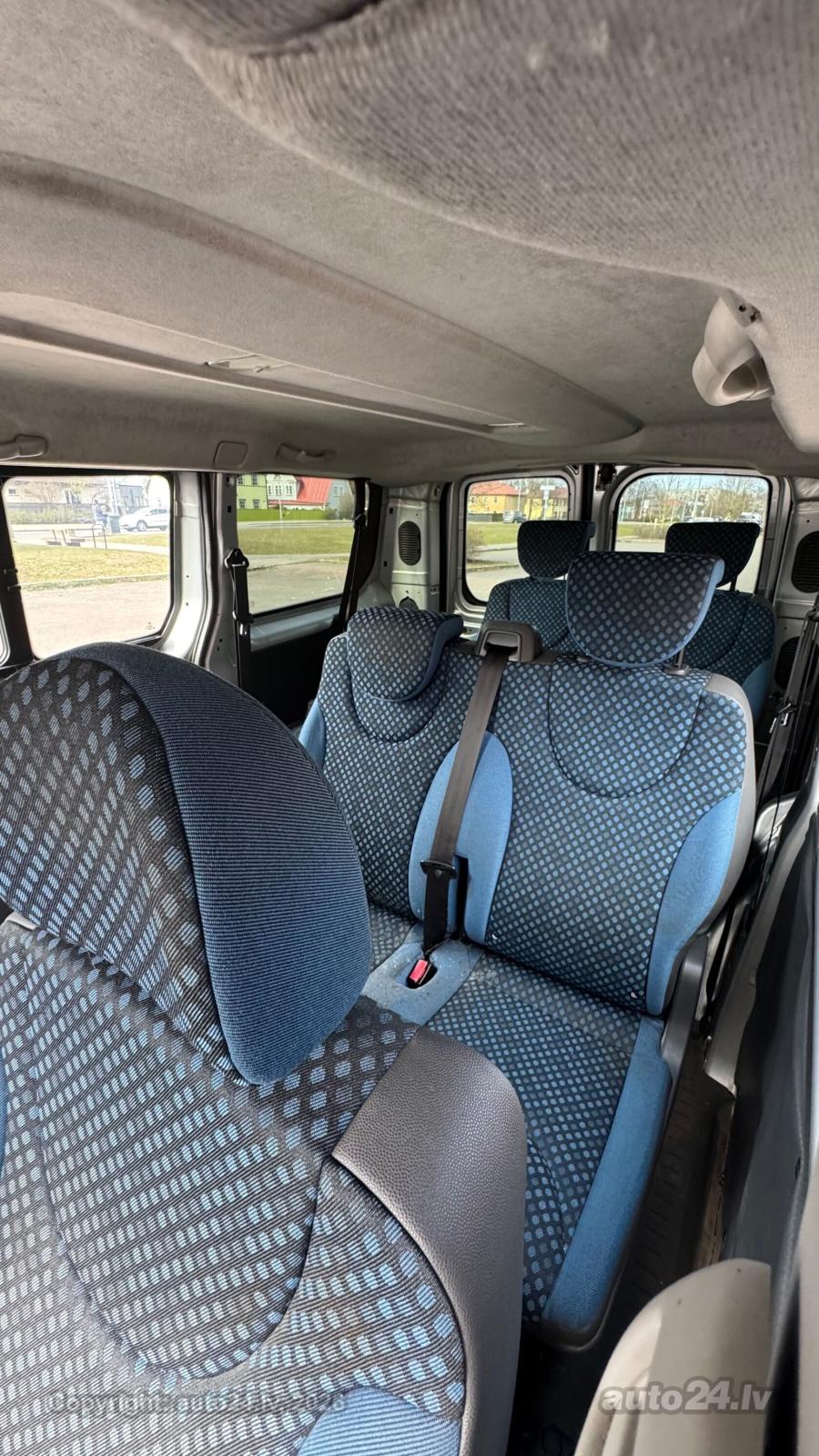 Pelēks Fiat Scudo 2008 Tallina, ar dzinēja tilpumu 2.00 L un nobraukumu 421 tūkst. km par 2999 €, foto 13 vietnē AUTOMOTO.COM.LV
