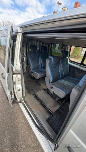 Pelēks Fiat Scudo 2008 Tallina, ar dzinēja tilpumu 2.00 L un nobraukumu 421 tūkst. km par 2999 €, foto 14 vietnē AUTOMOTO.COM.LV
