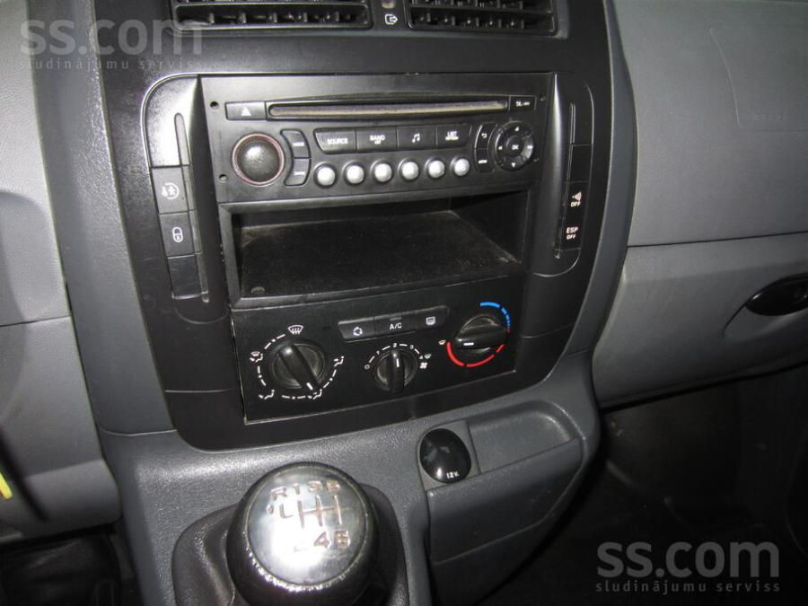 Fiat Scudo 2013 in Riga, with an engine capacity of 2.00 L and mileage of 197 thousand km for 5200 €, photo 8 on AUTOMOTO.COM.LV