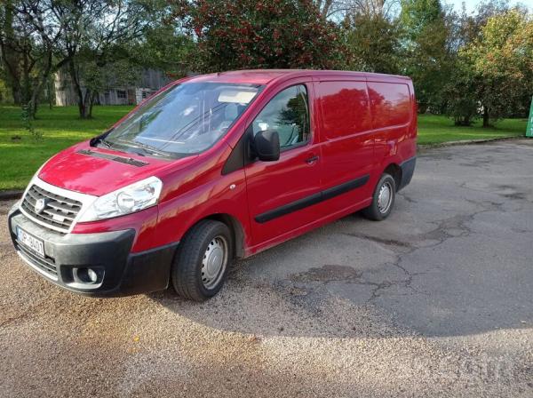 Sarkans Fiat Scudo 2013 Rīga, ar dzinēja tilpumu 2.00 L un nobraukumu 250 tūkst. km par 3800 €, foto 1 vietnē AUTOMOTO.COM.LV