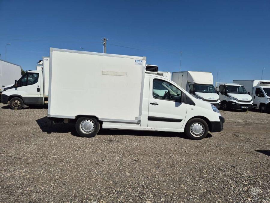 White Fiat Scudo 2016 in Kaunas, with an engine capacity of 2.00 L and mileage of 254 thousand km for 3970 €, photo 5 on AUTOMOTO.COM.LV