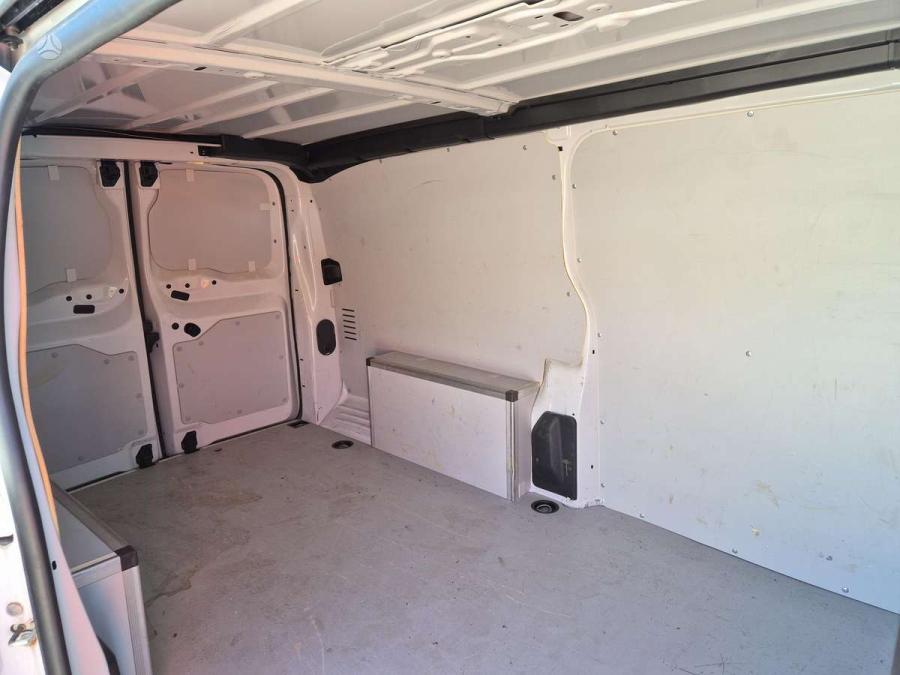 White Fiat Scudo 2023 in Druskininkai, with an engine capacity of 0.00 L and mileage of 45 thousand km for 7139 €, photo 10 on AUTOMOTO.COM.LV