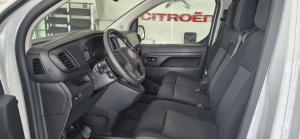 White Fiat Scudo 2023 in Panevezys, with an engine capacity of 1.50 L and mileage of 32 thousand km for 19500 €, photo 6 on AUTOMOTO.COM.LV