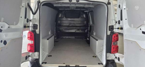 White Fiat Scudo 2023 in Panevezys, with an engine capacity of 1.50 L and mileage of 32 thousand km for 19500 €, photo 6 on AUTOMOTO.COM.LV