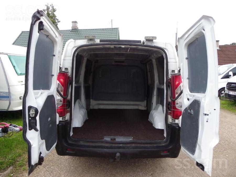 White Fiat Scudo 2012 in Valka, with an engine capacity of 2.00 L and mileage of 246 thousand km for 3800 €, photo 17 on AUTOMOTO.COM.LV